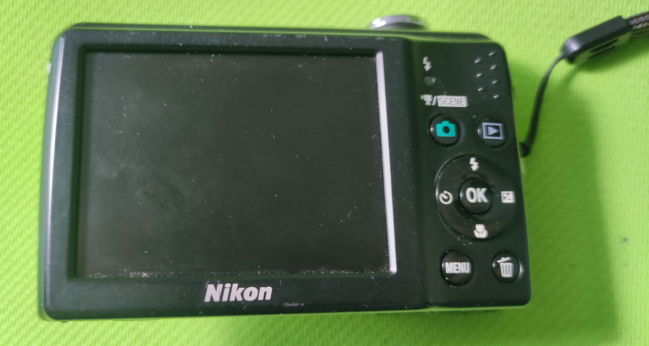 Купить Фотоаппарат Nikon Coolpix L23 на батарейках, цена 400 грн — Prom ...