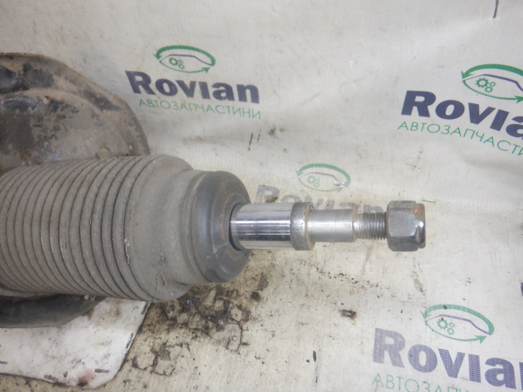 Стійка передня (амортизатор) права Kia CEED 1 2006-2012 (Киа Сид ...