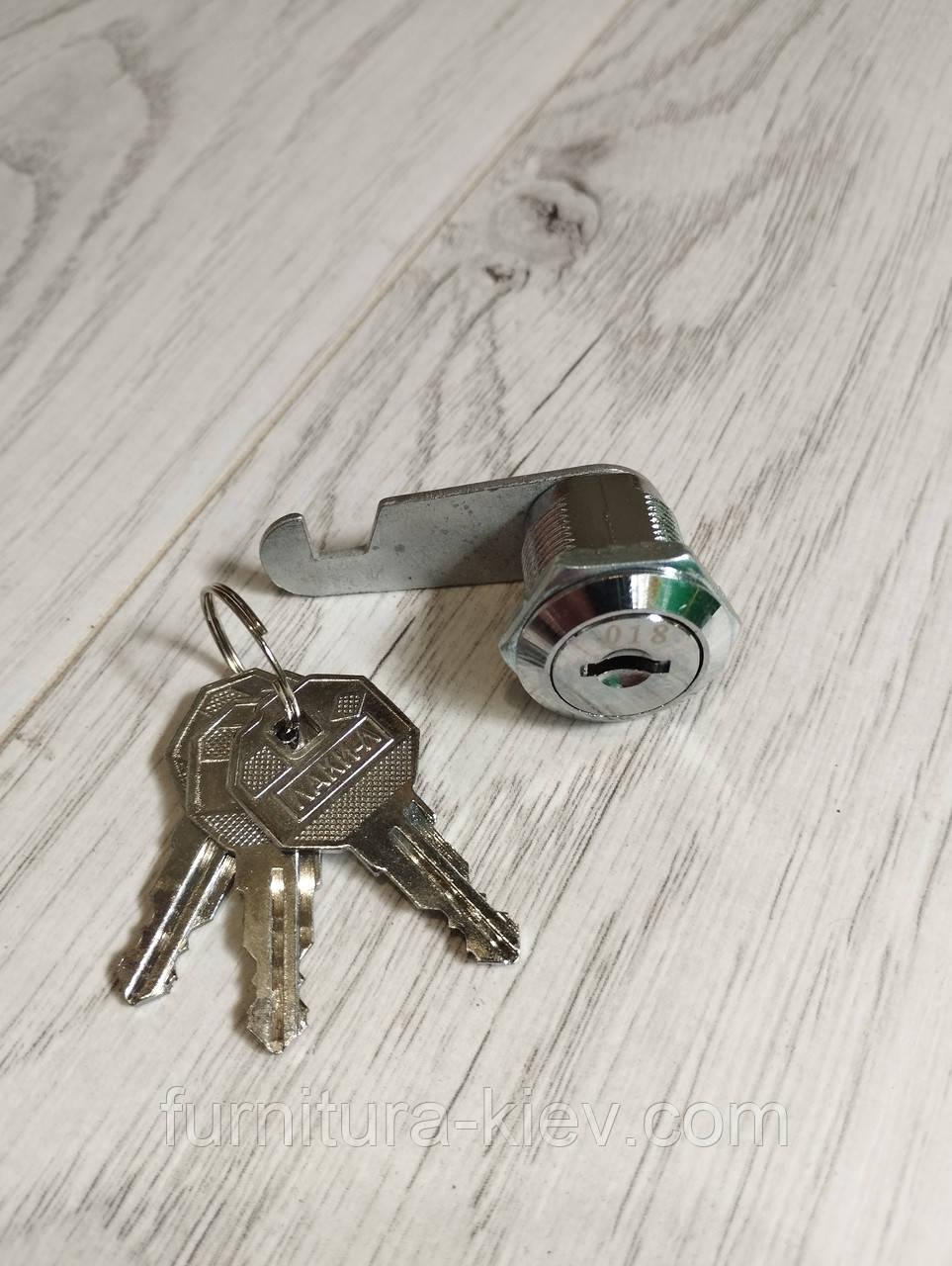 Замок в почтовый ящик на 3 ключа с крючком: продажа, цена в Киеве ...