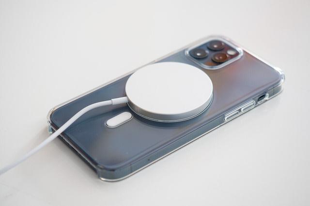 Купить Магнитное кольцо MagSafe 36 магнитов НА ЧЕХОЛ (БЕЛОЕ), цена 170 ...
