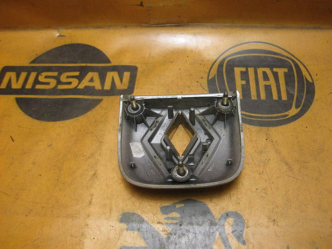 Б/У Емблема (задня) RENAULT CLIO II 8200060918 (ID#1834136992), цена ...