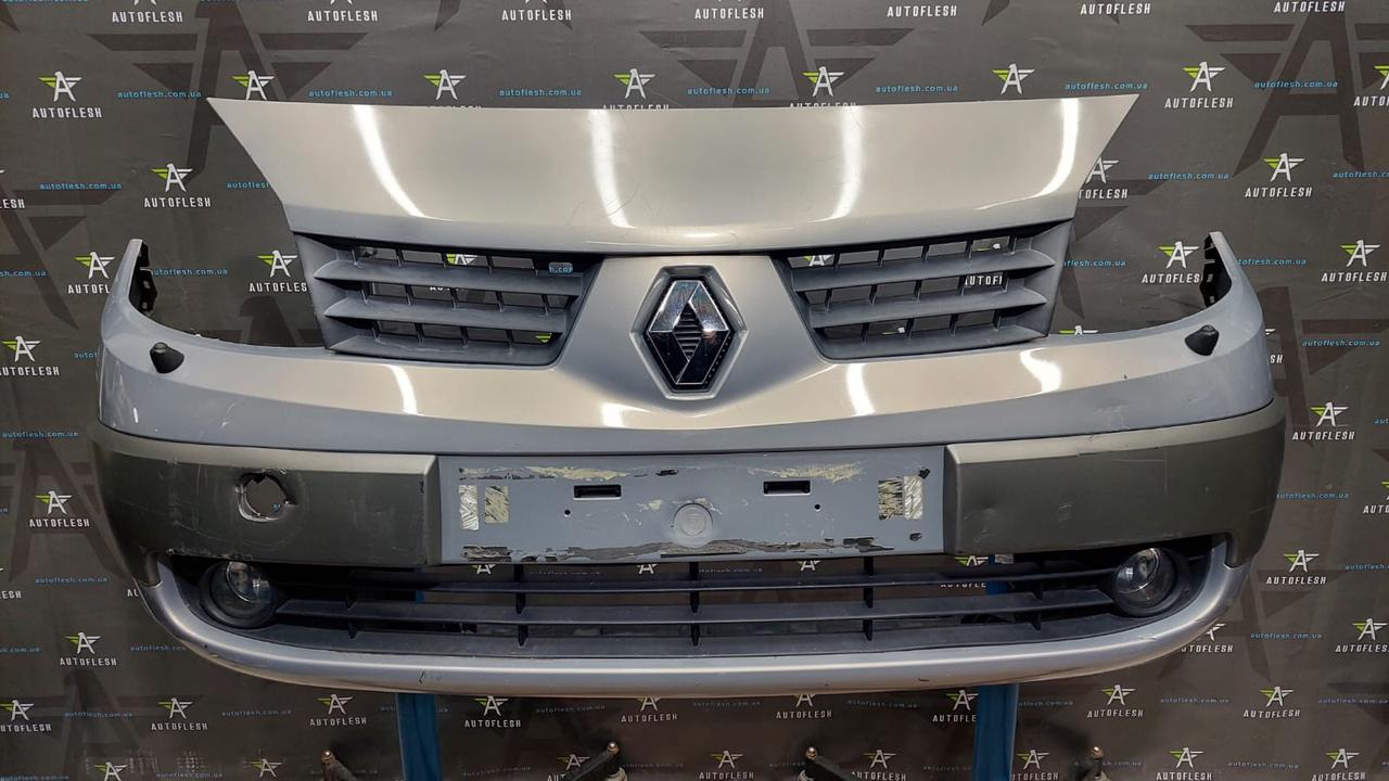 Бампер передний в сборе 7701474769, 8200140334 Renault Scenic 2 сценик ...