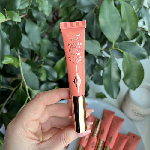 Кремовые матовые румяна Charlotte Tilbury Pillow Talk Matte Beauty ...