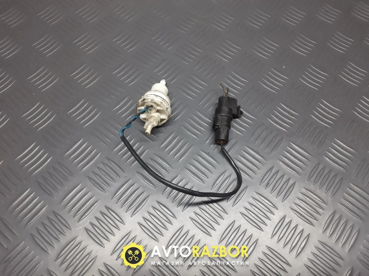 Датчик уровня воды в топливном фильтре на 2.5TDI, 2.5TD Hyundai H200 ...