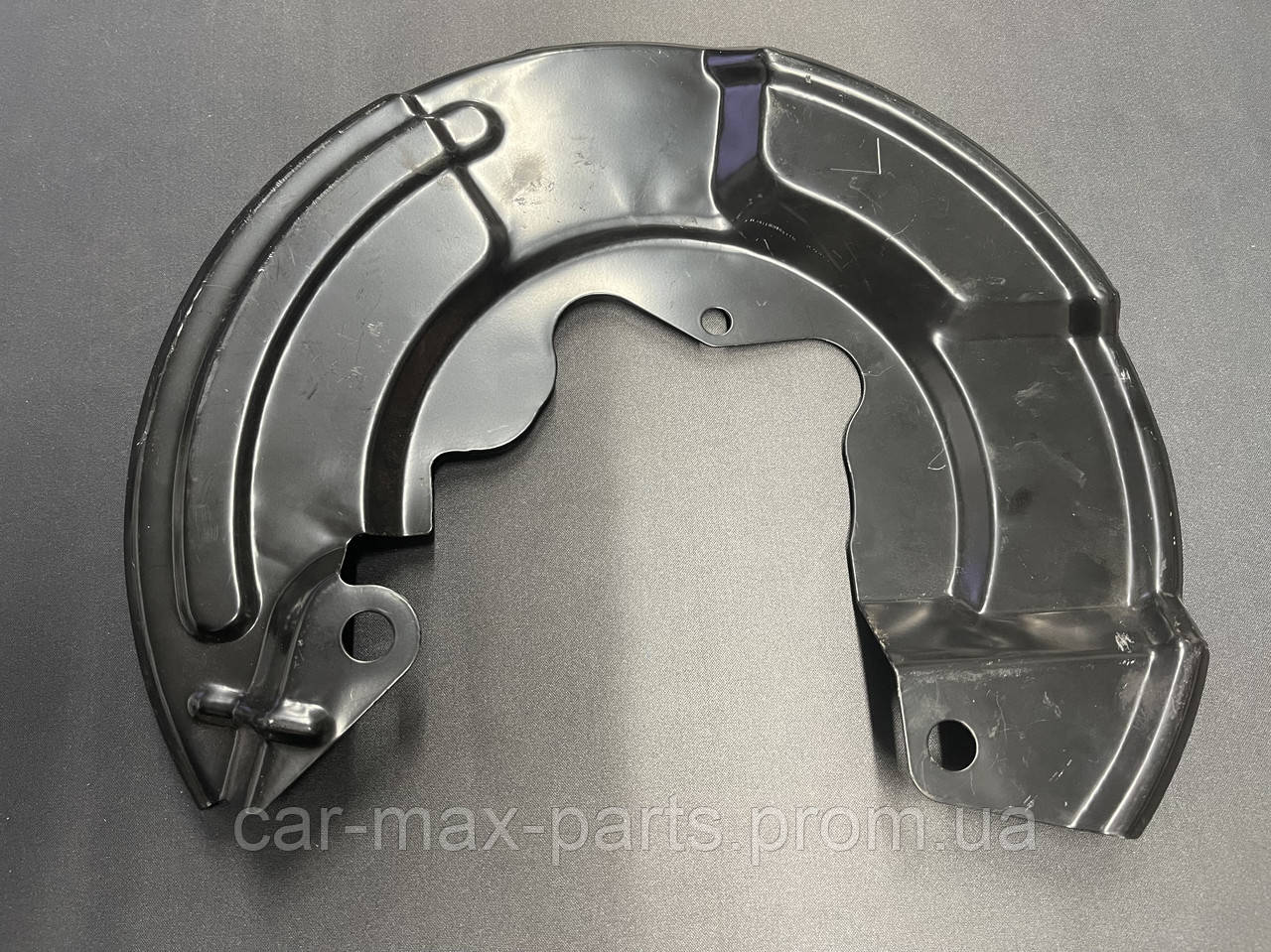 Купить Щиток Кожух тормозного диска передний Левый Mitsubishi Pajero ...