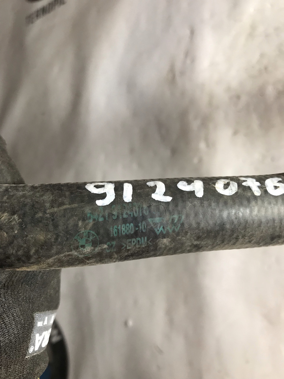 Купити Шланг патрубок води системи охолодження радіатора бмв bmw е E81 ...