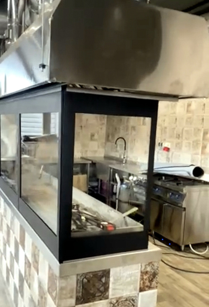 Защитный стеклянный экран для мангала или гриля в ресторанах и ...