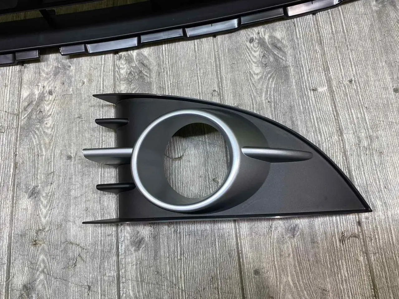 Купить Решетка бампера нижняя Renault Grand Scenic 2 Рено Гранд Сценик ...