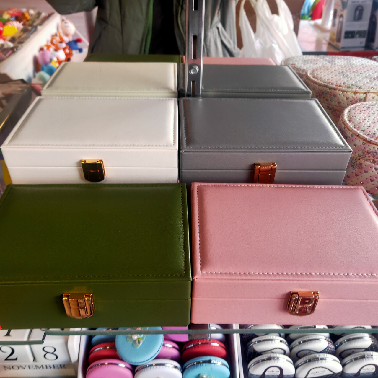 Скринька для зберігання прикрас органайзер для біжутерії скриня для прикрас 16 5 х 11 5 х 8 см