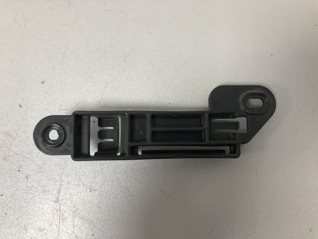 Купить Кронштейн антени BMW 3 G20 61139397075 2019-, цена 115.50 ...