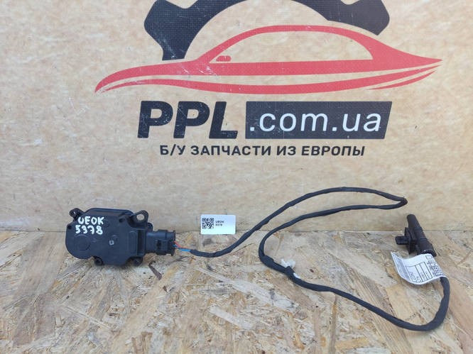 Купить BMW 5 F10 F11 10-17 Моторчик жалюзи сервопривод 6466R151 ...