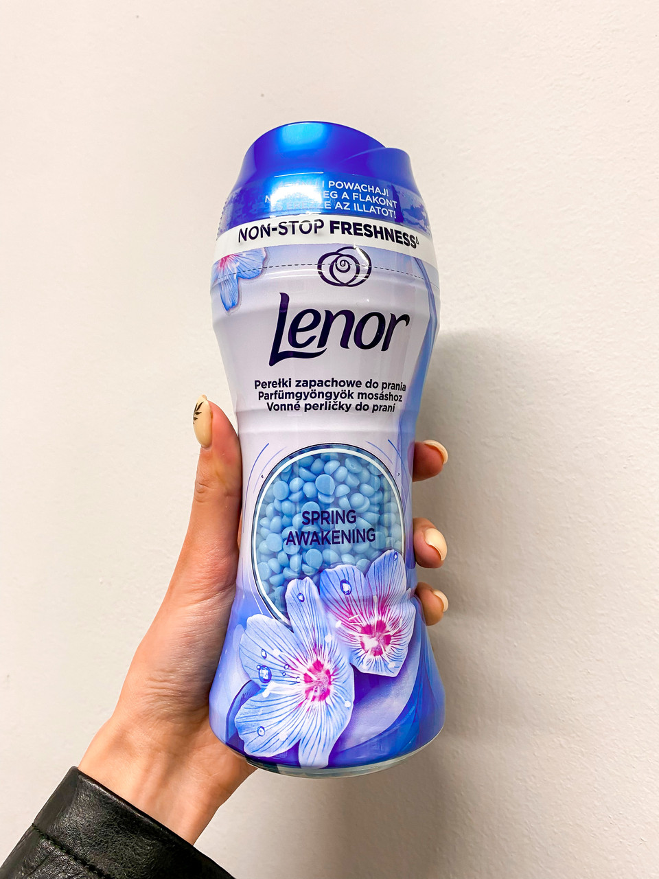 Купити Кондиціонер-гранули для прання Lenor "Spring Awakening" 210г ...