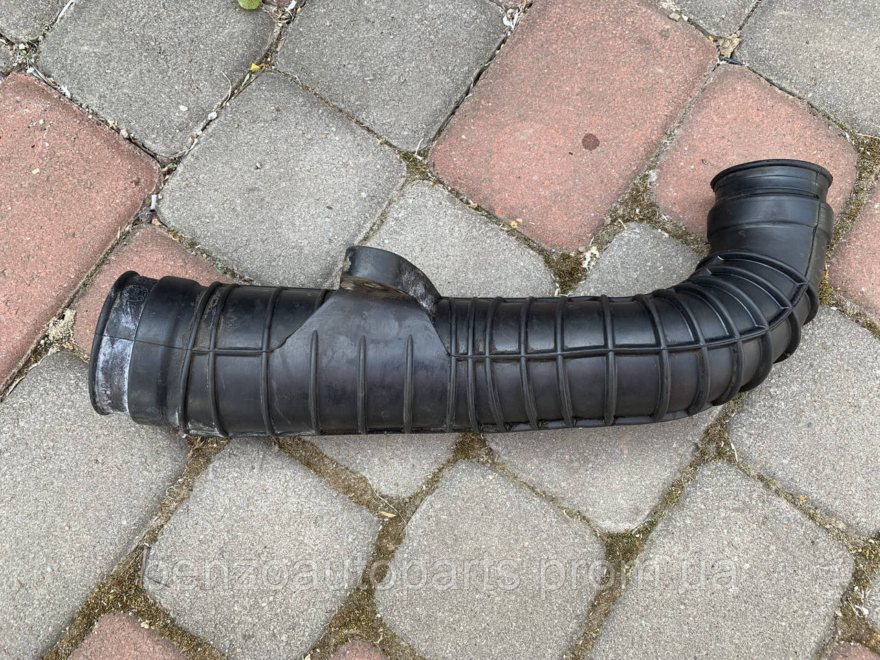 Патрубок інтеркулера Mercedes Vito W638 2.2 cdi 63809441382 (ID ...