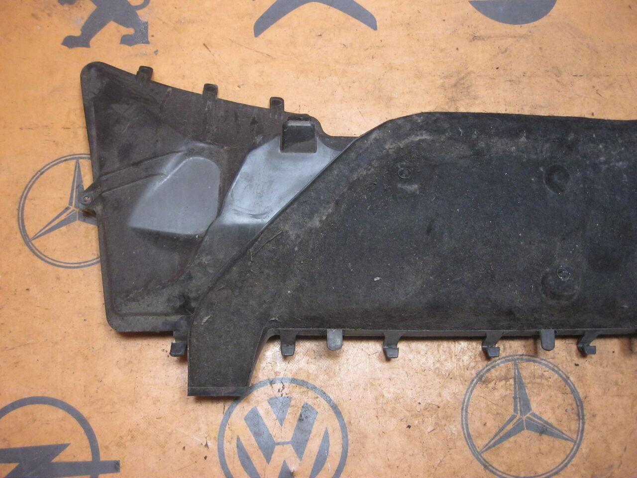 Б/У Пластик под лобовое стекло ( Воздухозаборник ) MERCEDES-BENZ E ...