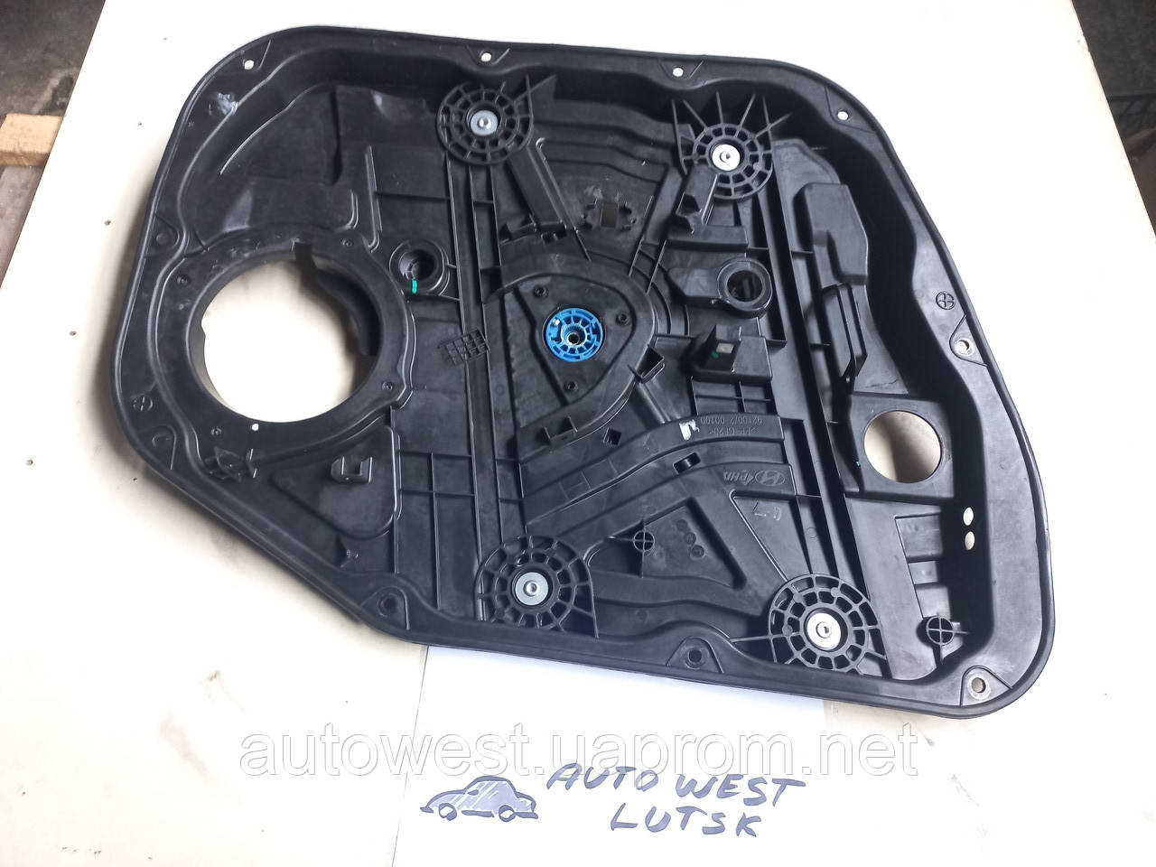 Склопідіймач передній лівий HYUNDAI TUCSON TL III 82471D7010 (ID ...