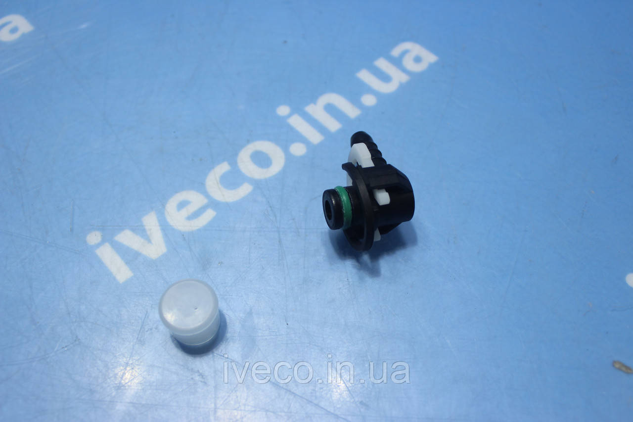 Конектор паливної трубки Iveco EuroCargo 4897808 4897809 4897807 ...