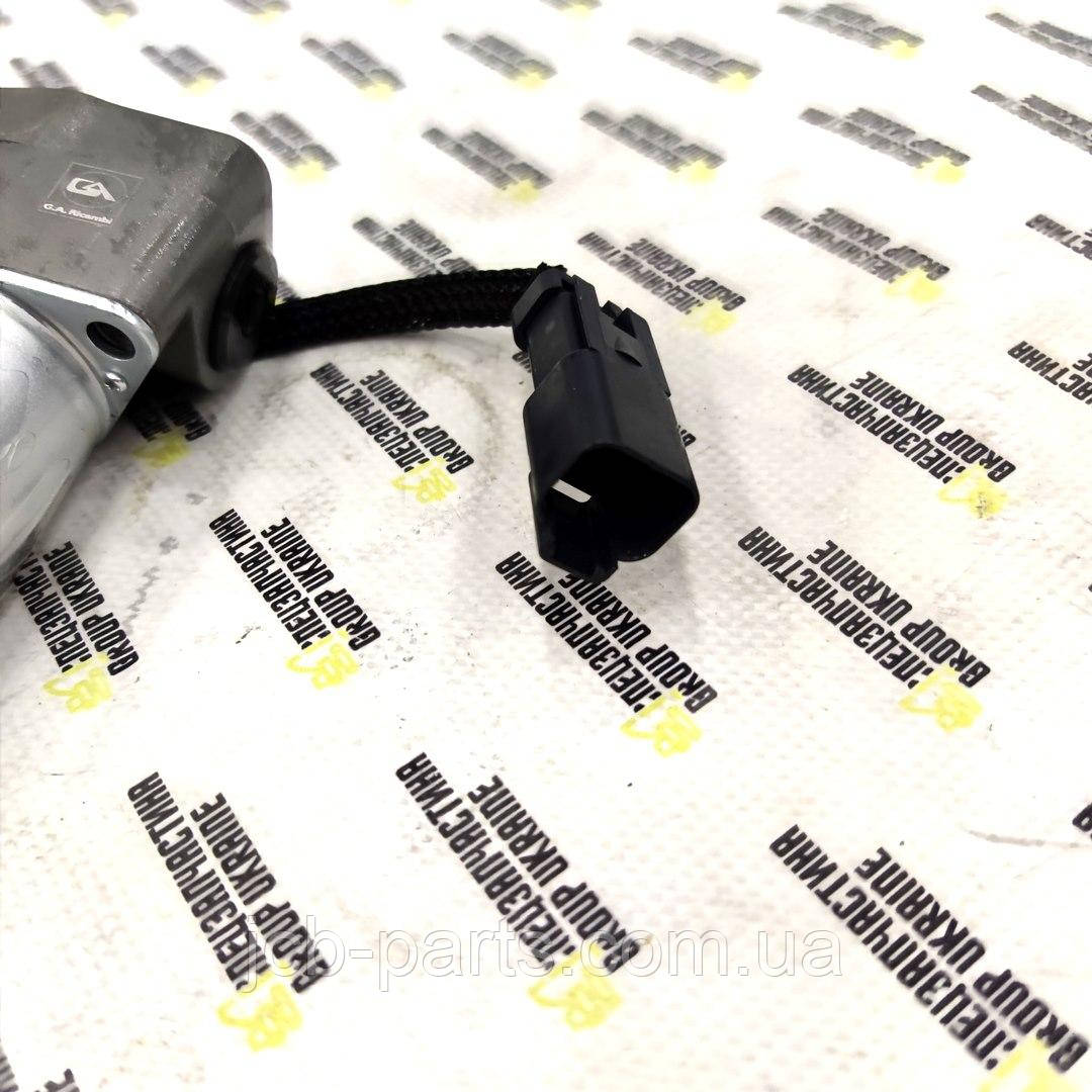 Купить 702-21-07610 Соленоид (электромагнитный клапан) Komatsu PC130-8 ...