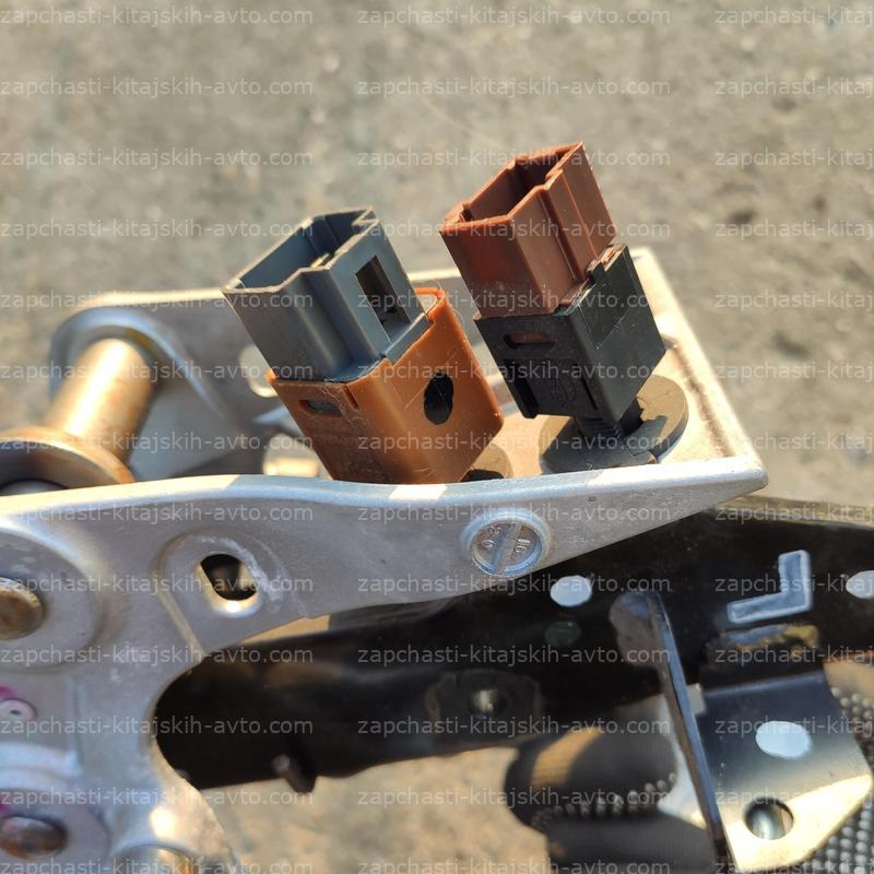 Б/У Педаль тормоза с датчиками и кронштейном 46501-3na0b 46501-3nf0c ...