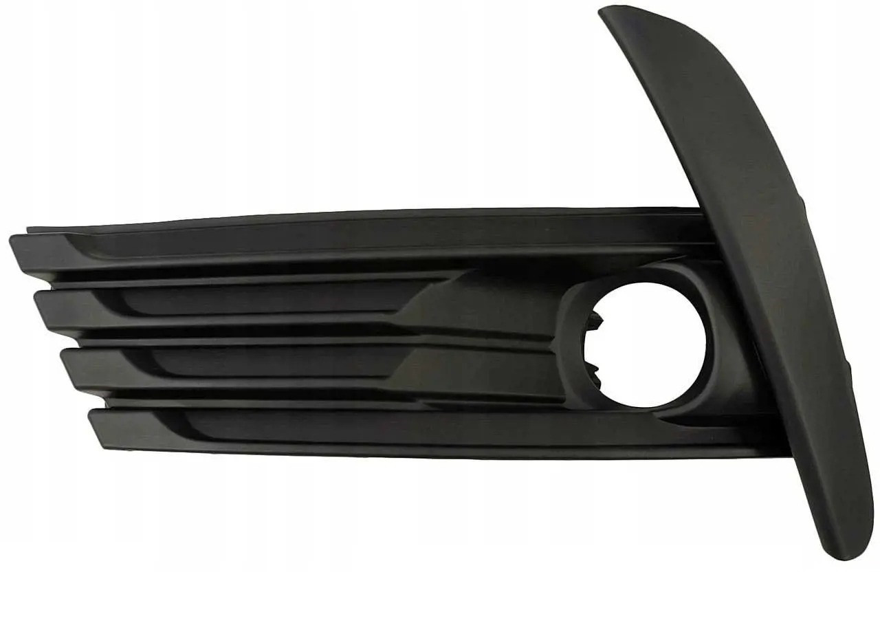 Решетка в бампер Toyota Corolla 16-19 (E18 EUR) левая с отв. п/тум ...