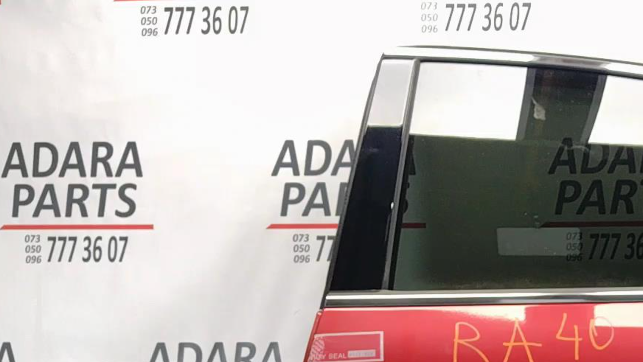 Накладка задней лев двери боковая передняя для Hyundai Sonata 2018-2019 ...