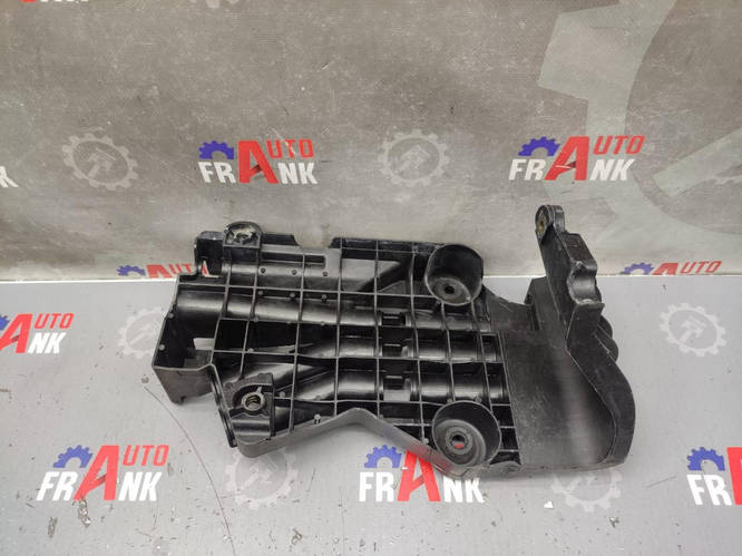 Купить Кронштейн воздушного фильтра 8200505562 для Renault Master II ...