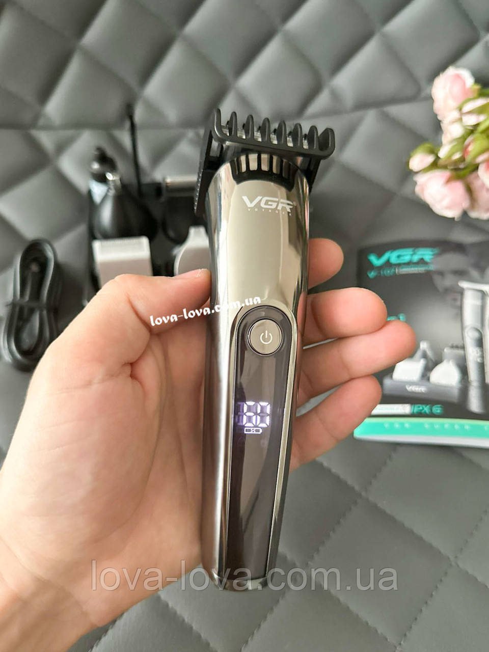 Професійна бездротова машинка для стриження волосся VGR V-107 тример для бороди та вусів із ...
