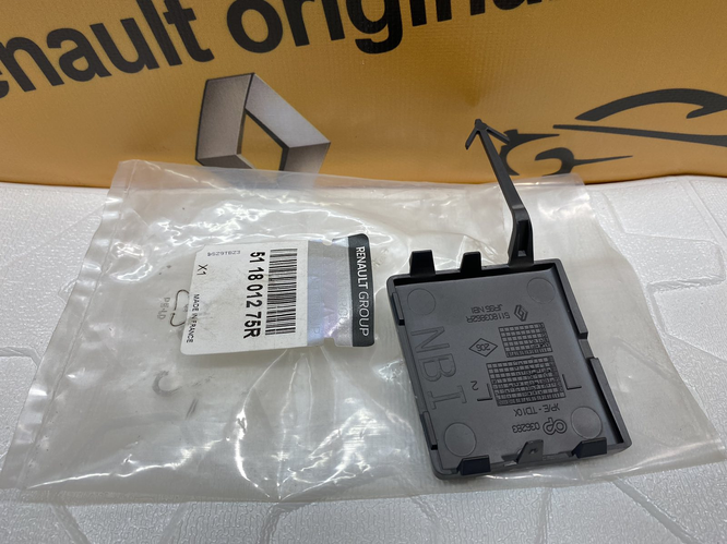 Заглушка буксировочного крюка Рено Сценик 3, Renault Scenic 3 (2013 ...