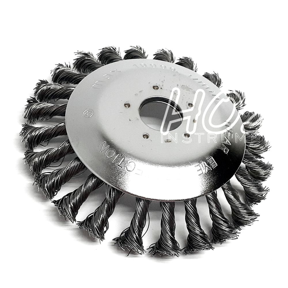 Купити Насадка на мотокосу Щітка 150мм для чищення плитки та бордюрів ...