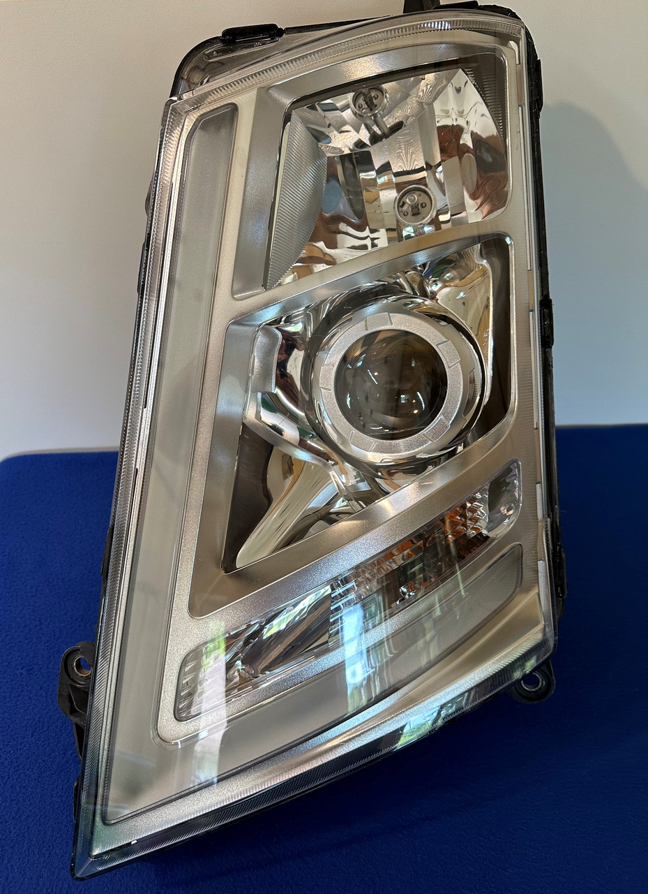 Оригінальна ліва фара Volvo євро 6 Bi-Xenon 22239247: продаж, ціна у ...