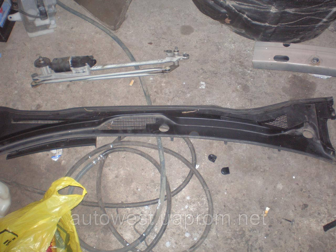 Купить Дефлектор лобового стекла Toyota Camry 30 55708-33030, цена 1260 ...