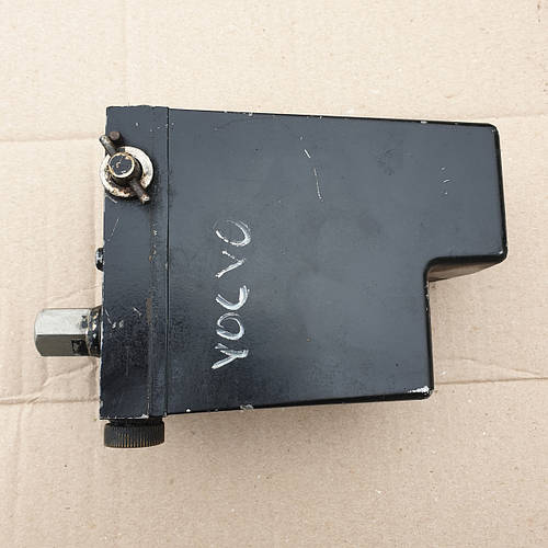 Купити Насос підіймання кабіни ручної Volvo FH FM 20917279: 3198846 ...