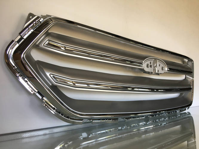 Решетка радиатора grill Ford Escape MK3 17-19 серая с хром полоски GJ5Z ...