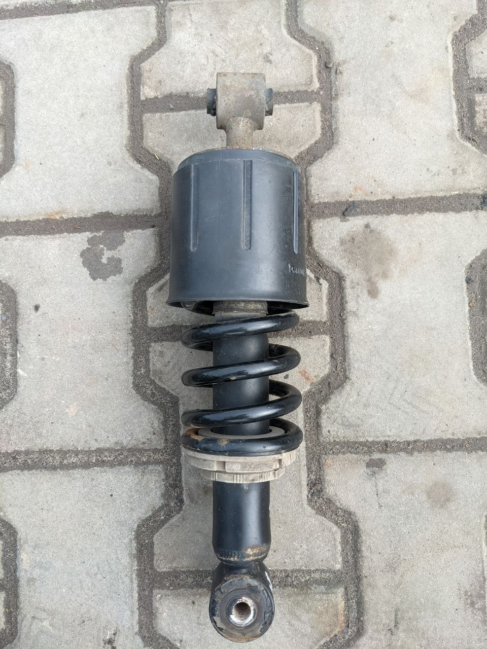 Купить Амортизатор кабины (передний) б/у DAF XF 106 (1936404) оригинал ...