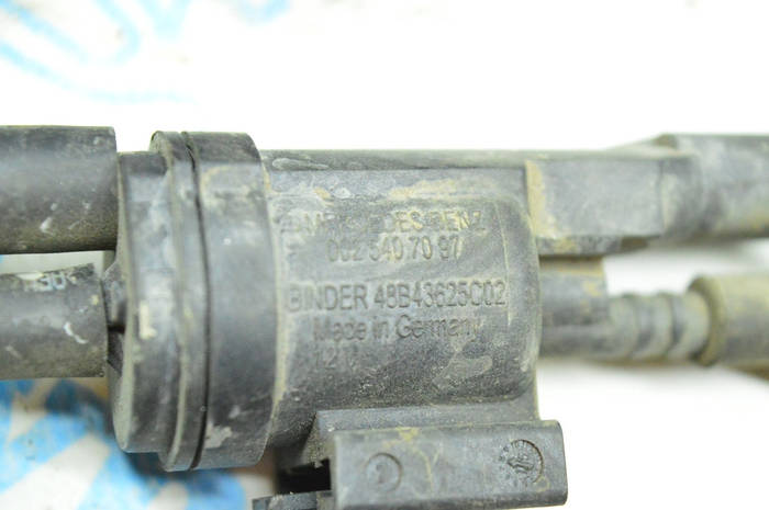 Переключающий клапан системы подачи воздуха Mercedes GLC X253 16 ...