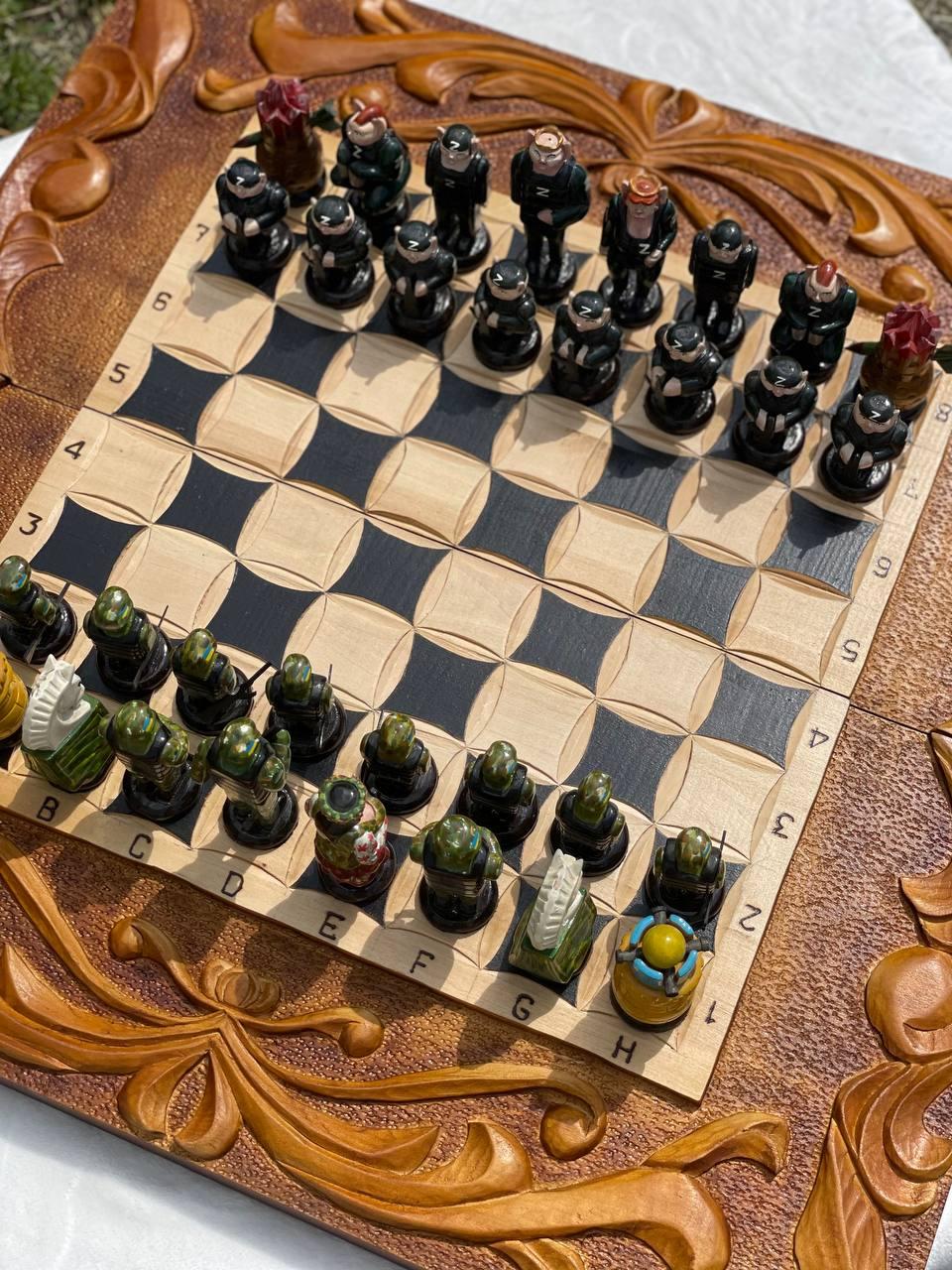 Шахи, нарди, шашки ЗСУ проти Орків- ручна праця! (ID#1869369487), цена ...