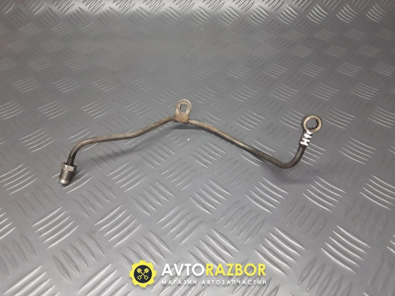 Трубка масла к турбине 2.5TD (D4BF, D4BH) 2824042850 на Hyundai H200 ...