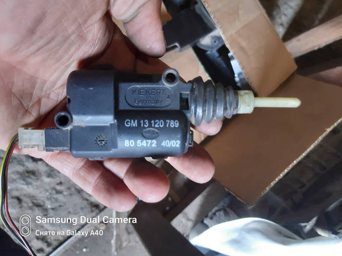 Замок лючка бака моторчик центральный замок опель астра зафира вектра ...