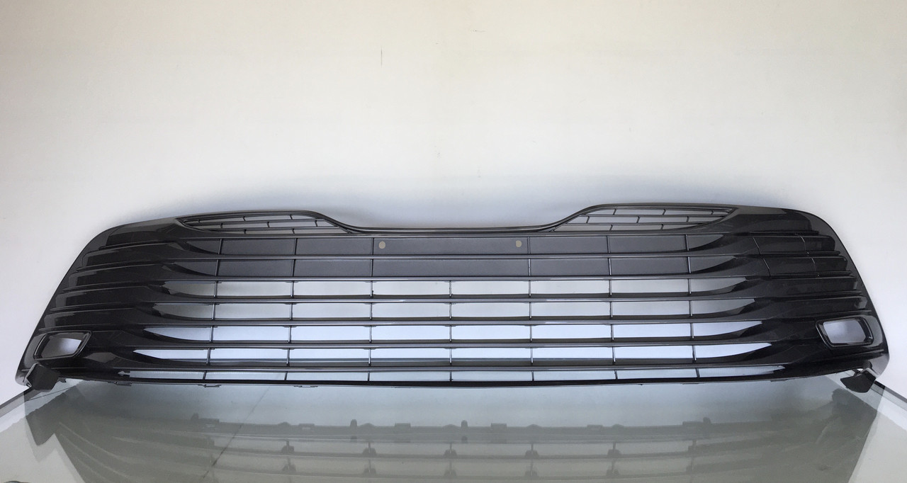 Купити Решетка радиатора нижняя Toyota Camry V70 LE\XLE 2018-2020 под ...