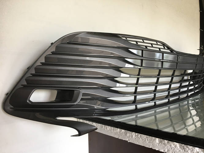 Купити Решетка радиатора нижняя Toyota Camry V70 LE\XLE 2018-2020 под ...