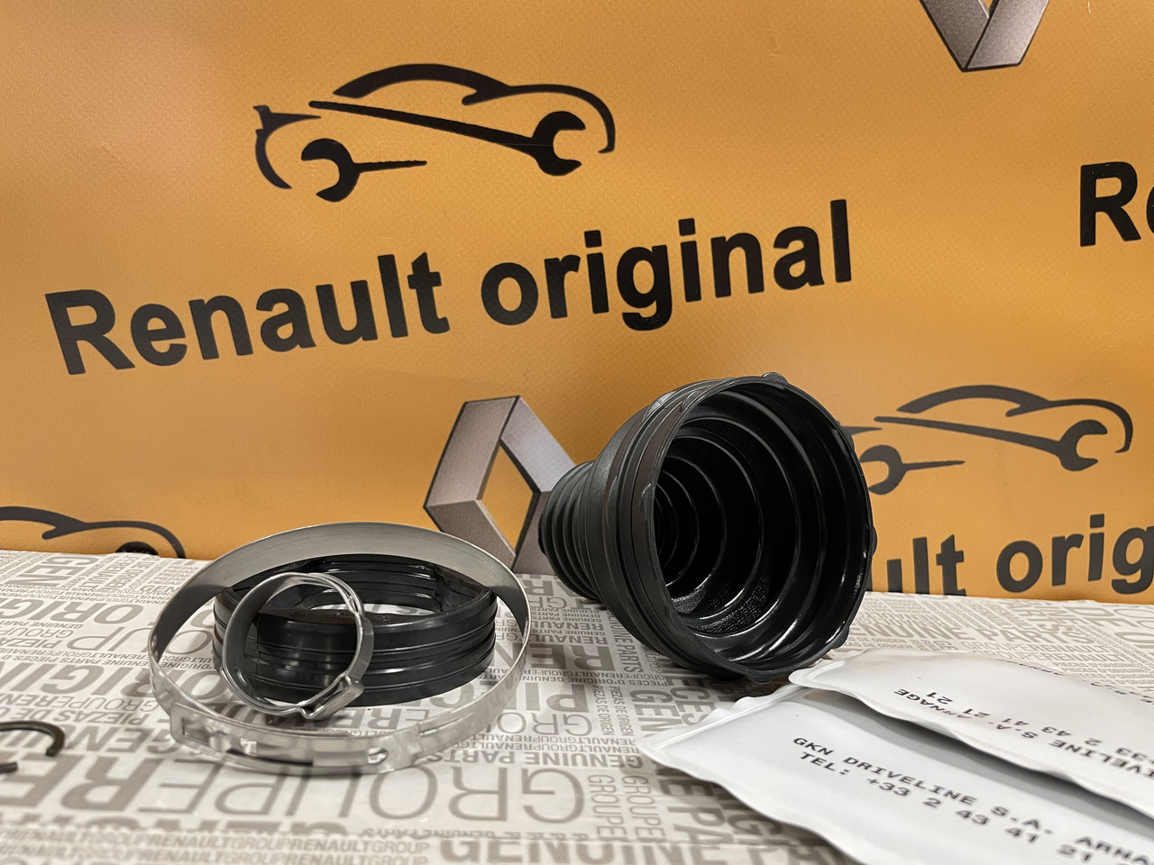 Буфер (відбійник) амортизатора заднього Рено Duster Код: 397958869R ...