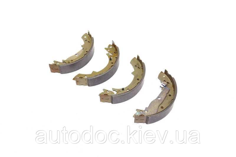 Колодка тормозная барабанная задняя BMW/RENAULT/SUZUKI/VOLVO 3 SERIE ...