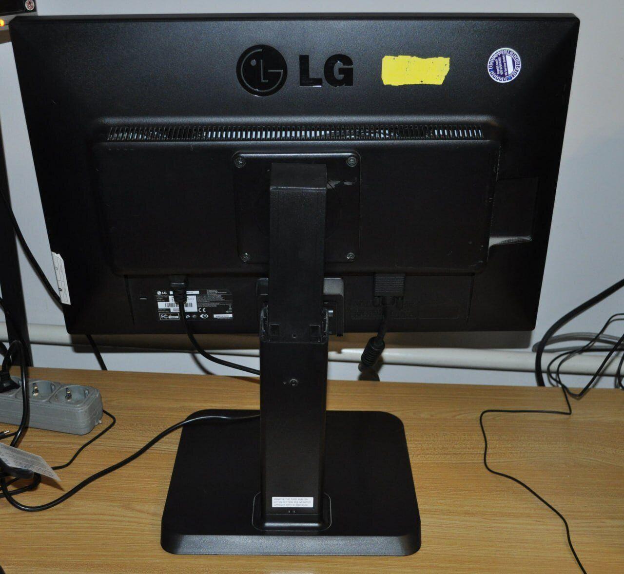 Купить Тільки найкраще! Монитор LG Flatron 22EB23PY-B / 22'' TN / VGA ...