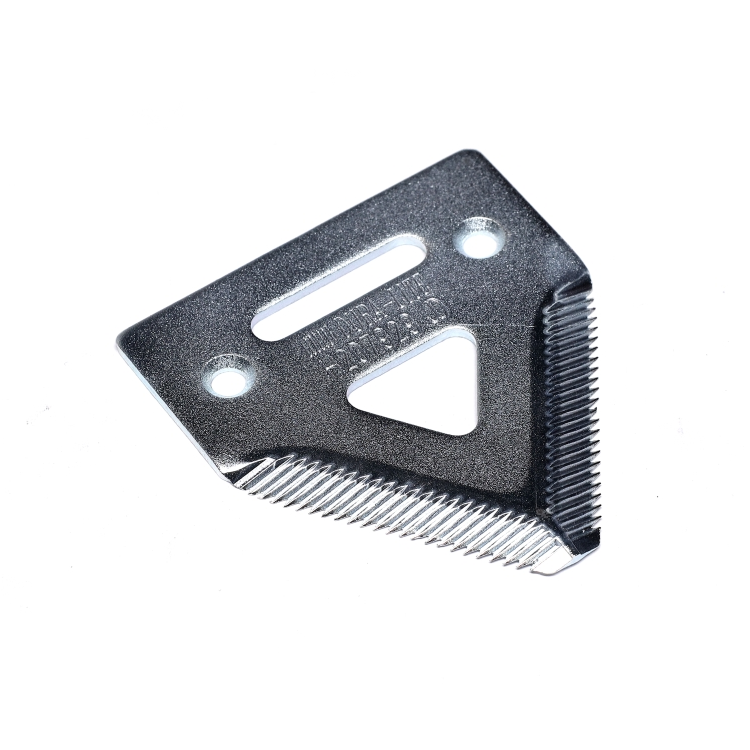 Сегмент ножа жатки (мелкая насечка) John Deere 900 (H136807/H207929 ...