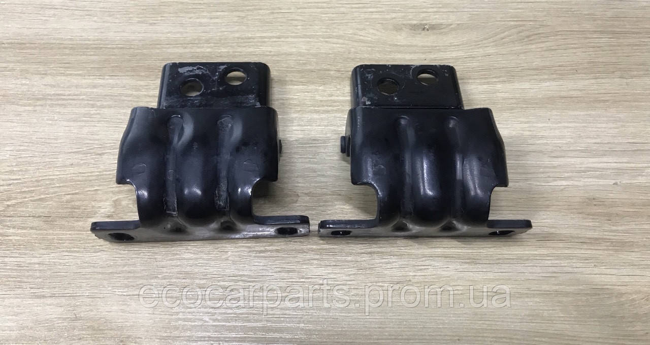 Петля шарнір дверей багажника Smart Fortwo 451 A4517430151 (ID ...
