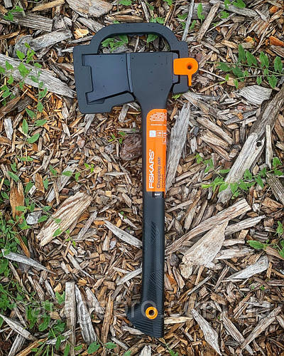 Компактный финский топор-колун Fiskars Solid A11 (1051086), цена: 3199 ₴, купить на Prom.ua