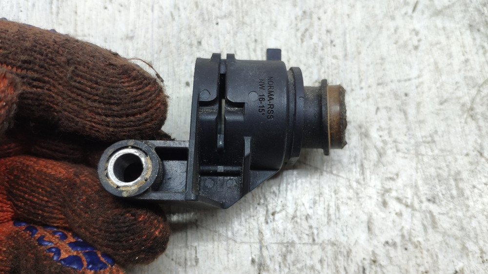 Трубка охладителя egr егр Опель Инсигния, Opel Insignia 2.0 CDTI 2009 ...