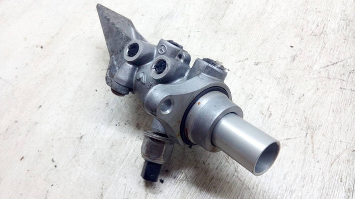 Купити Головний гальмівний циліндр Мерседес ДЖІЕЛ, Mercedes GL W164 ...