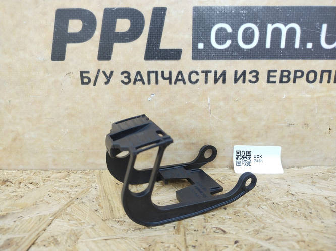 Купити BMW 5 F10 F11 M-Pakiet 2010-2017 Кронштейн кріплення кришки ...