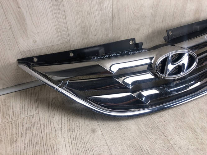 Решетка радиатора Hyundai Sonata Yf 10-14 YF 2.4 G4KJ 2013 (б/у) (ID ...