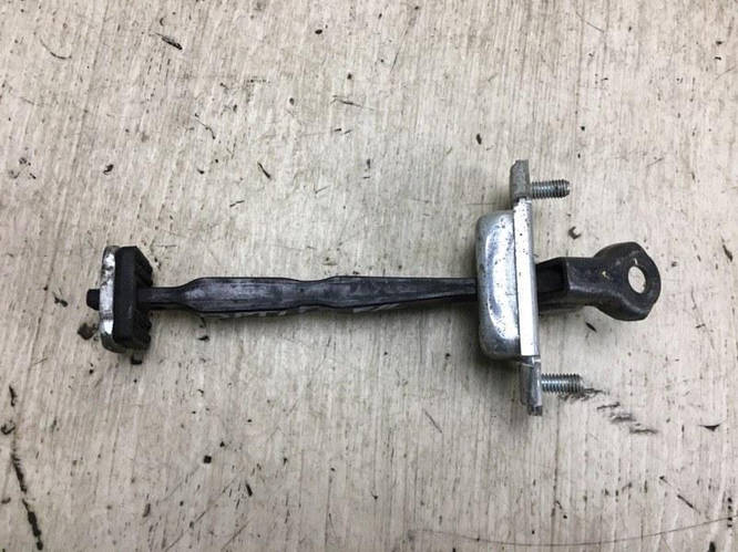 Ограничитель двери Kia Optima Tf 11-16 перед. лев. (б/у) (ID#1881661941 ...